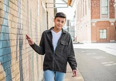 Adrian Matthew Escalona Wiki, Age, Height, Net Worth, Girl